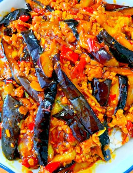 广式鱼香茄子煲怎么做_鱼香茄子煲正宗做法-第1张图片-山城妙识