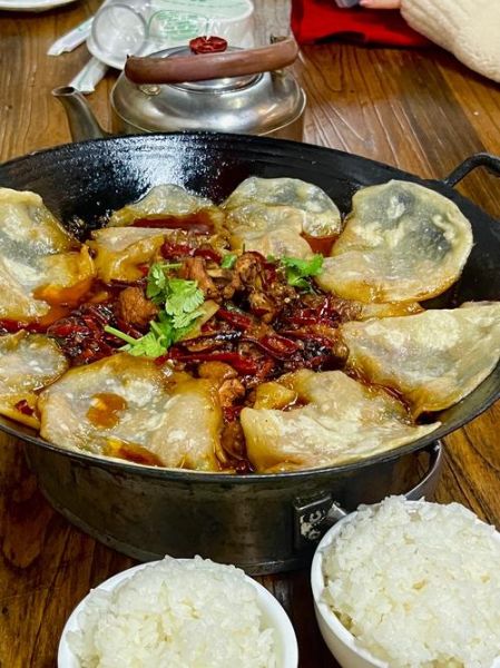 徐州地锅鸡怎么做_正宗徐州地锅鸡配方-第1张图片-山城妙识