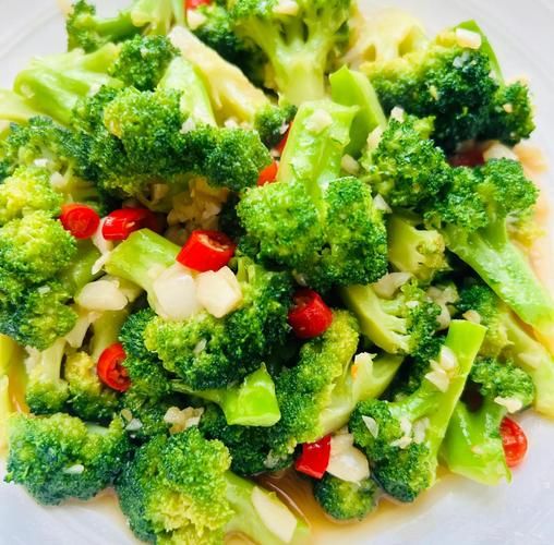 蒜蓉西兰花怎么做_蒜蓉西兰花焯水几分钟-第1张图片-山城妙识 蒜蓉西兰花怎么做_蒜蓉西兰花焯水几分钟-第1张图片-山城妙识