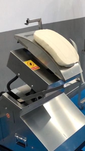 刀削面机器多少钱一台_刀削面机器价格表-第2张图片-山城妙识