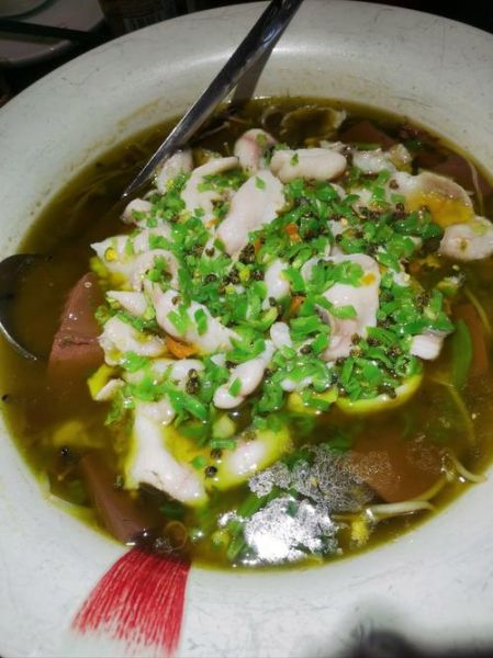 不辣酸菜鱼怎么做_酸菜鱼不放辣好吃吗-第2张图片-山城妙识