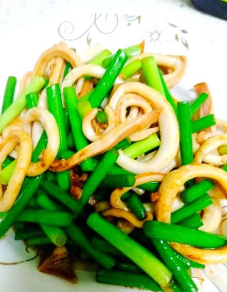 家常鱿鱼圈怎么炒好吃_鱿鱼圈炒多久才嫩-第3张图片-山城妙识 家常鱿鱼圈怎么炒好吃_鱿鱼圈炒多久才嫩-第3张图片-山城妙识