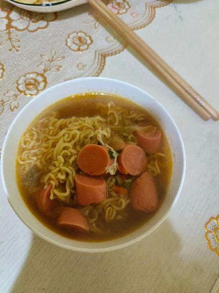 方便面怎么煮才好吃_煮方便面需要几分钟-第2张图片-山城妙识 方便面怎么煮才好吃_煮方便面需要几分钟-第2张图片-山城妙识