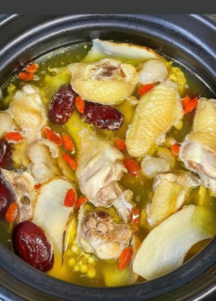 清炖鸡汤怎么炖好喝又简单_清炖鸡汤最简单的做法-第2张图片-山城妙识