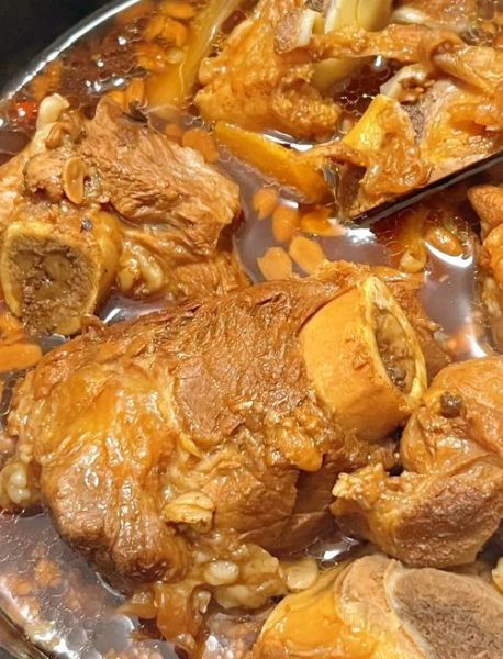 炖大棒骨怎么炖才好吃_大棒骨焯水用冷水还是热水-第2张图片-山城妙识 炖大棒骨怎么炖才好吃_大棒骨焯水用冷水还是热水-第2张图片-山城妙识