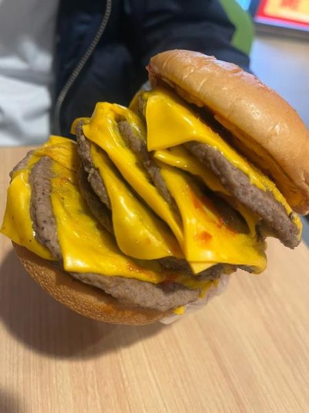 麦当劳吉士蛋堡多少钱_吉士蛋堡热量高吗-第3张图片-山城妙识