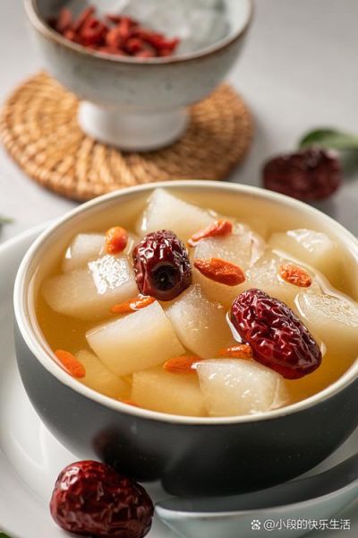 冰糖雪梨水怎么做_自制止咳润肺配方-第2张图片-山城妙识 冰糖雪梨水怎么做_自制止咳润肺配方-第2张图片-山城妙识