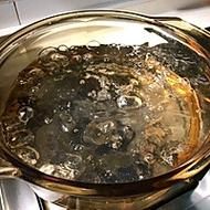 炸速冻汤圆不蹦油怎么做_速冻汤圆炸不爆的窍门-第3张图片-山城妙识 炸速冻汤圆不蹦油怎么做_速冻汤圆炸不爆的窍门-第3张图片-山城妙识