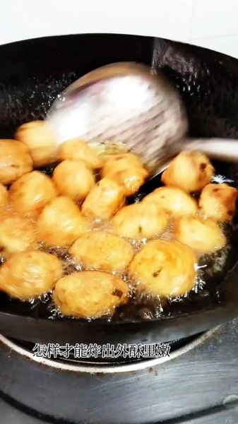 炸丸子怎么做外酥里嫩_炸丸子家常做法-第1张图片-山城妙识 炸丸子怎么做外酥里嫩_炸丸子家常做法-第1张图片-山城妙识