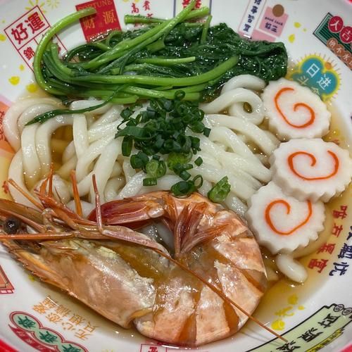 鲜虾鱼板面怎么做_鲜虾鱼板面热量高吗-第1张图片-山城妙识 鲜虾鱼板面怎么做_鲜虾鱼板面热量高吗-第1张图片-山城妙识