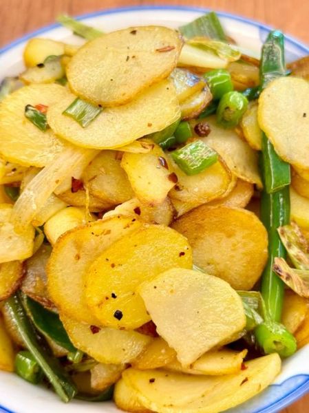 干锅土豆片怎么炒_干锅土豆片家常做法-第2张图片-山城妙识