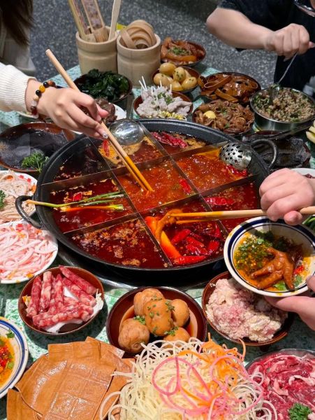 吃火锅图片真图片_如何分辨真假-第1张图片-山城妙识 吃火锅图片真图片_如何分辨真假-第1张图片-山城妙识