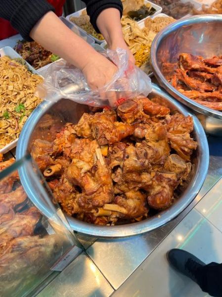 全国最有名的熟食品牌有哪些_如何挑选正宗卤味-第2张图片-山城妙识