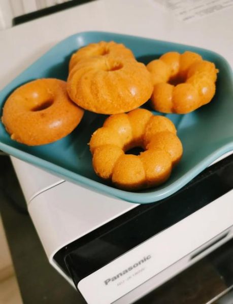 甜甜圈烤箱做法大全_甜甜圈烤箱温度时间怎么调-第1张图片-山城妙识 甜甜圈烤箱做法大全_甜甜圈烤箱温度时间怎么调-第1张图片-山城妙识