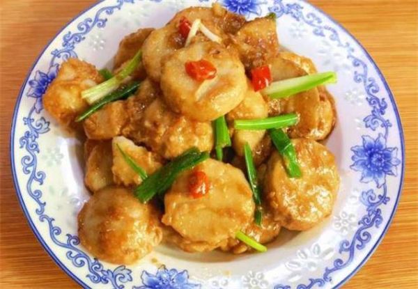 红烧大芋头怎么做_大芋头红烧要不要先焯水-第3张图片-山城妙识 红烧大芋头怎么做_大芋头红烧要不要先焯水-第3张图片-山城妙识