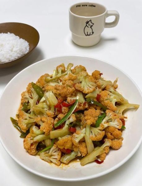 炒菜花怎么炒好吃_炒菜花的家常做法窍门-第3张图片-山城妙识