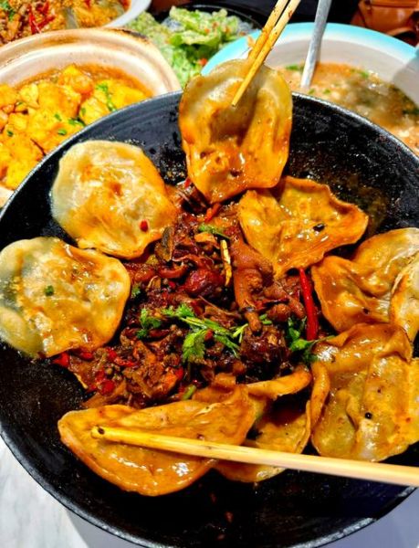 徐州有什么特色小吃_地锅鸡和饣它汤哪家正宗-第1张图片-山城妙识 徐州有什么特色小吃_地锅鸡和饣它汤哪家正宗-第1张图片-山城妙识