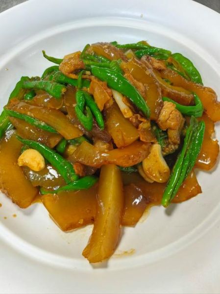 青椒炒海参怎么做_青椒炒海参营养价值-第1张图片-山城妙识