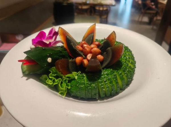 凉菜摆盘花样有哪些_怎么摆才好看-第1张图片-山城妙识