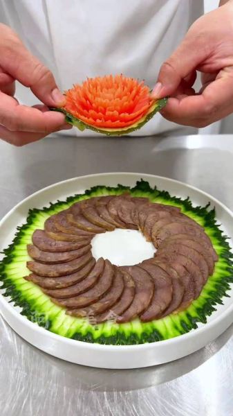 凉菜摆盘花样有哪些_怎么摆才好看-第3张图片-山城妙识