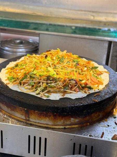 如何摊煎饼_煎饼不碎的技巧-第3张图片-山城妙识