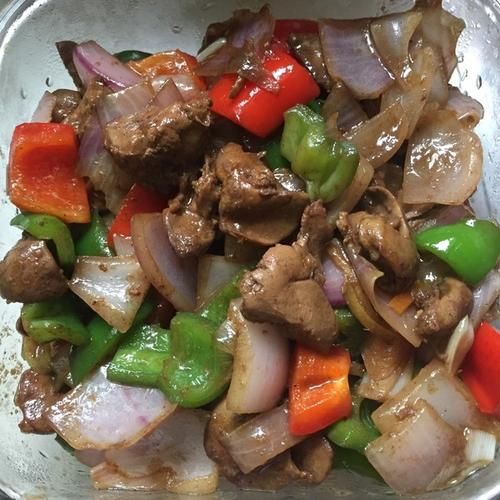 爆炒鸡肝窍门_鸡肝怎么炒不腥又嫩-第1张图片-山城妙识