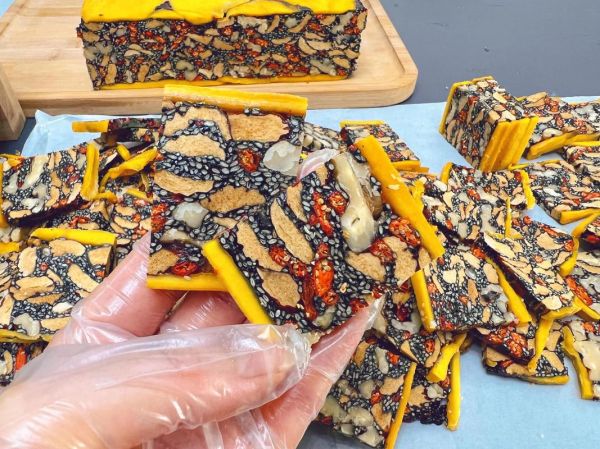 阿胶糕什么时候吃最好_阿胶糕一天吃几块-第2张图片-山城妙识