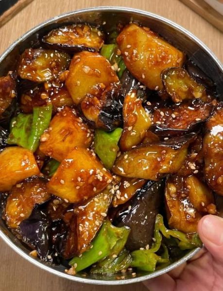 土豆炖茄子怎么熬_土豆炖茄子做法步骤-第1张图片-山城妙识 土豆炖茄子怎么熬_土豆炖茄子做法步骤-第1张图片-山城妙识