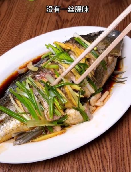 清蒸鲫鱼要蒸几分钟_清蒸鲫鱼蒸多久才嫩-第1张图片-山城妙识