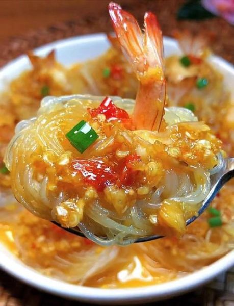 蒜蓉虾蒸几分钟_蒜蓉虾的做法蒸多久-第1张图片-山城妙识