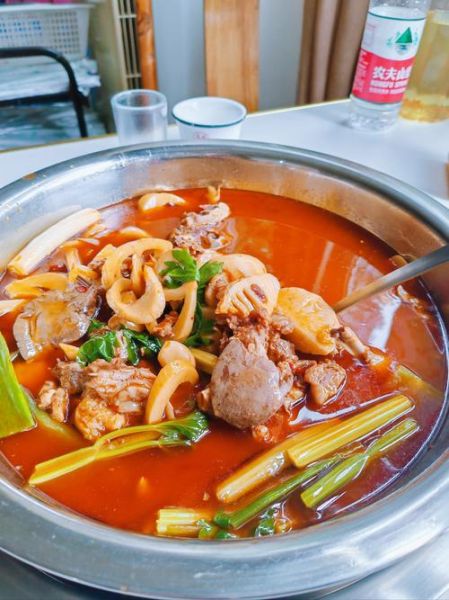 兔肉火锅怎么做_兔肉火锅的做法窍门-第3张图片-山城妙识