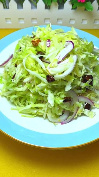 生拌绿甘蓝怎么做好吃_生拌绿甘蓝要不要焯水-第3张图片-山城妙识