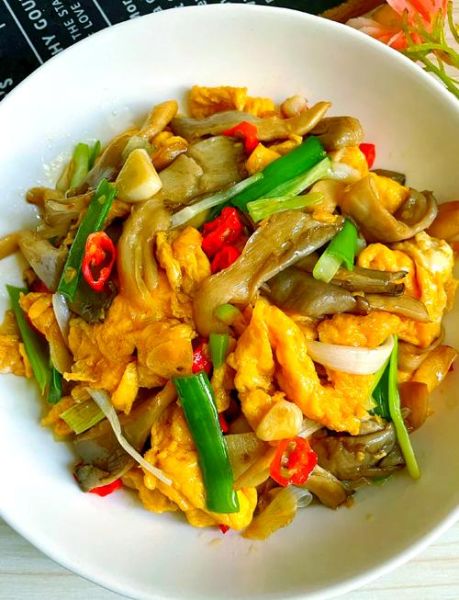 干香菇炒鸡蛋怎么做_干香菇炒鸡蛋的做法窍门-第3张图片-山城妙识