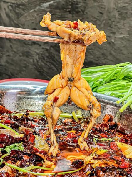 牛蛙图片大全大图_牛蛙高清图鉴怎么找-第1张图片-山城妙识