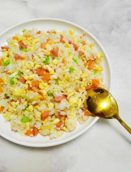 蛋炒饭怎么做才粒粒分明_蛋炒饭用隔夜饭还是现煮-第2张图片-山城妙识 蛋炒饭怎么做才粒粒分明_蛋炒饭用隔夜饭还是现煮-第2张图片-山城妙识
