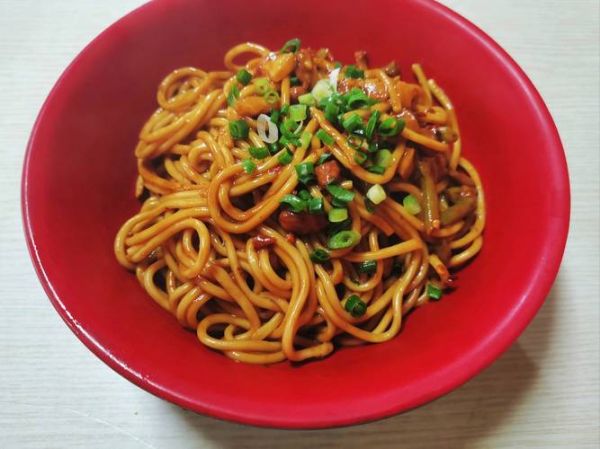 热干面是哪里的特产_热干面为什么叫热干面-第3张图片-山城妙识