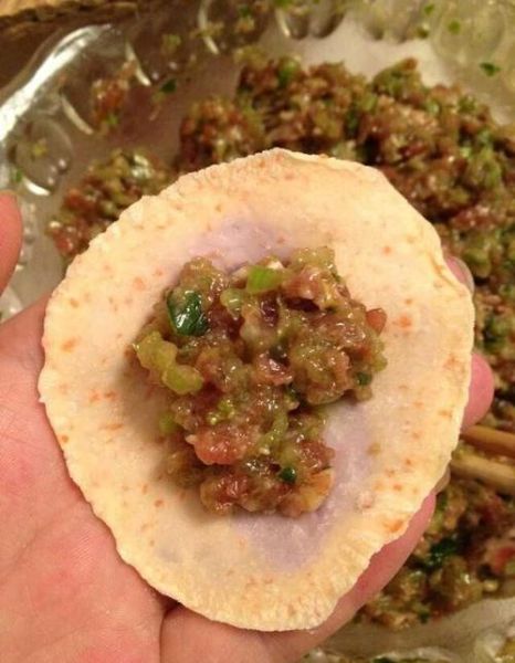 双色饺子皮怎么做_彩色饺子皮用什么蔬菜调色-第2张图片-山城妙识