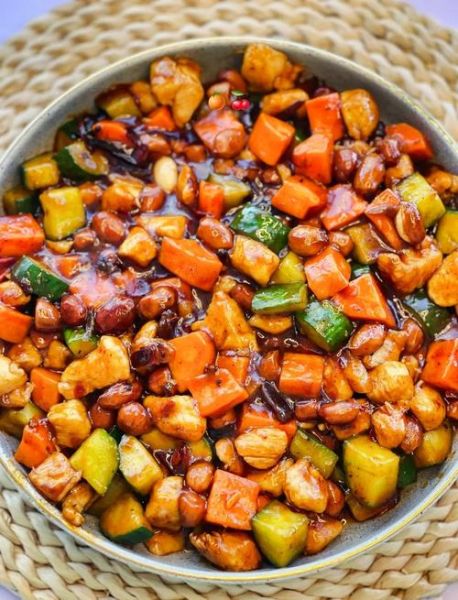 家常宫保鸡丁怎么做_宫保鸡丁最简单的做法-第3张图片-山城妙识