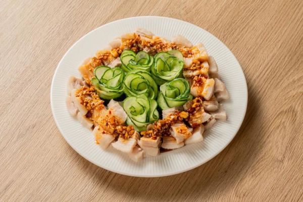 蒜泥白肉用什么部位的肉_蒜泥白肉用哪个部位最好吃-第2张图片-山城妙识 蒜泥白肉用什么部位的肉_蒜泥白肉用哪个部位最好吃-第2张图片-山城妙识