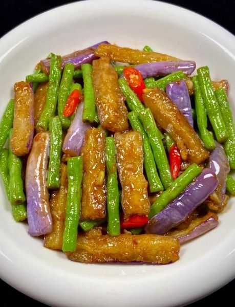 豆角烧茄子的功效与禁忌_孕妇能吃吗-第1张图片-山城妙识