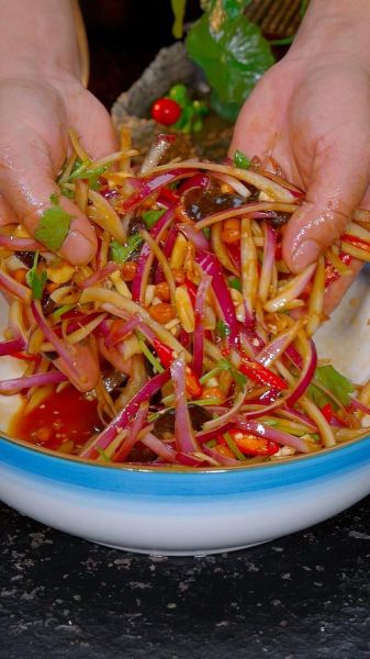 洋葱怎么凉拌好吃_洋葱拌着吃做法大全-第1张图片-山城妙识