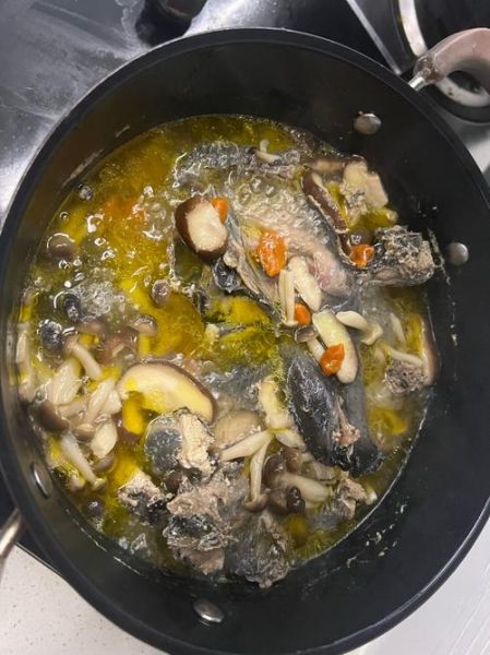 砂锅乌鸡汤的做法_乌鸡汤怎么炖好喝-第2张图片-山城妙识 砂锅乌鸡汤的做法_乌鸡汤怎么炖好喝-第2张图片-山城妙识