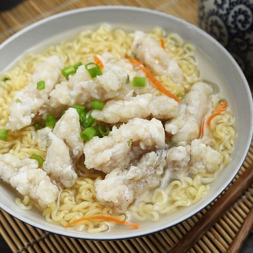 冷冻鱼丸汤的家常做法_冷冻鱼丸怎么煮才嫩-第1张图片-山城妙识