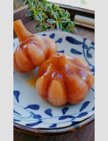 新鲜大蒜怎么腌制_家庭腌糖蒜的正确步骤-第3张图片-山城妙识