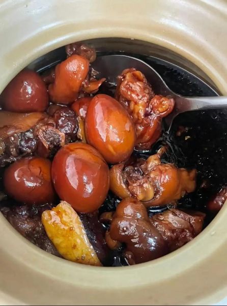 猪脚姜醋要加水吗_猪脚姜醋加水比例-第1张图片-山城妙识