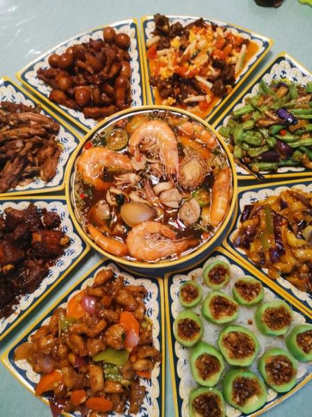 正月十五吃什么菜_元宵节必吃菜品-第1张图片-山城妙识 正月十五吃什么菜_元宵节必吃菜品-第1张图片-山城妙识