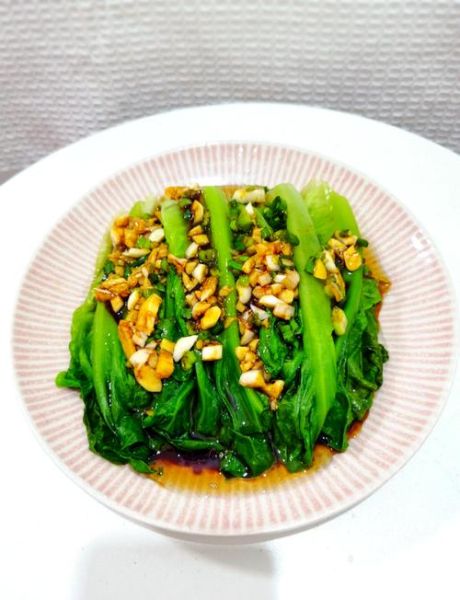 白灼生菜怎么保持翠绿_白灼生菜焯水几分钟-第1张图片-山城妙识