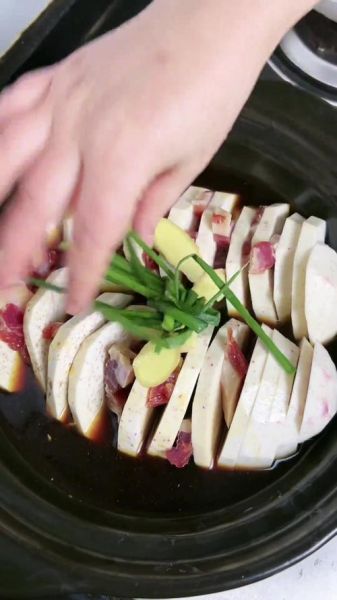 生荔浦芋头冷冻一年还能吃吗_如何正确保存-第1张图片-山城妙识