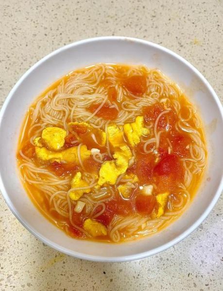 鸡蛋西红柿面怎么做_西红柿鸡蛋面汤要加多少水-第1张图片-山城妙识