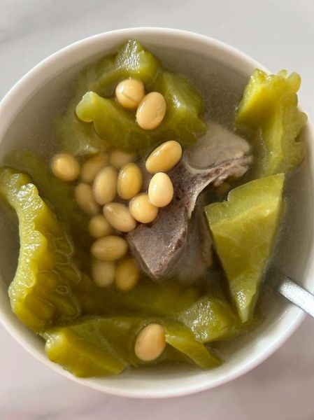 苦瓜煲排骨怎么做_苦瓜煲排骨的做法窍门-第1张图片-山城妙识 苦瓜煲排骨怎么做_苦瓜煲排骨的做法窍门-第1张图片-山城妙识